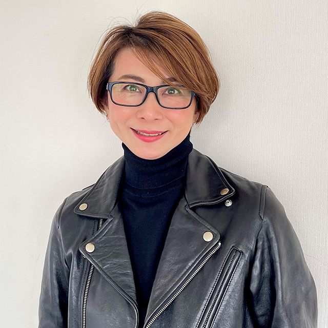 50代に似合うメガネ photo gallery | Web eclat | 50代女性のためのファッション、ビューティ、ライフスタイル最新情報