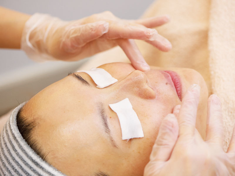 その肌悩み、【美容医療】が解決してくれるかも。|HAPPY PLUS ONE｜大人女子のお役立ち情報サイトHAPPY PLUS ONE ...